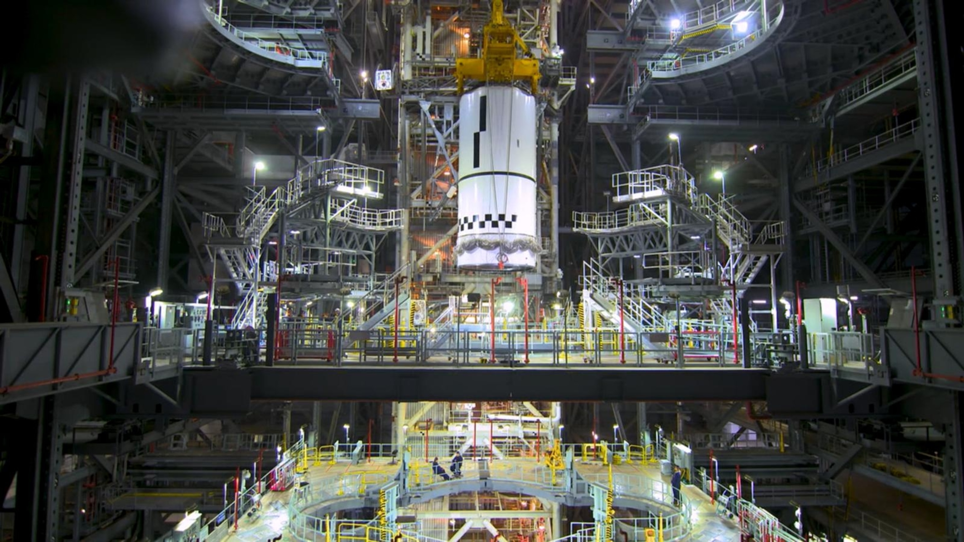 NASA inches closer to lunar return