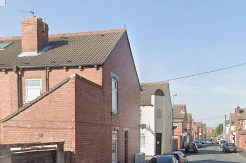 Man 'falls from roof' of West Yorkshire nightclub