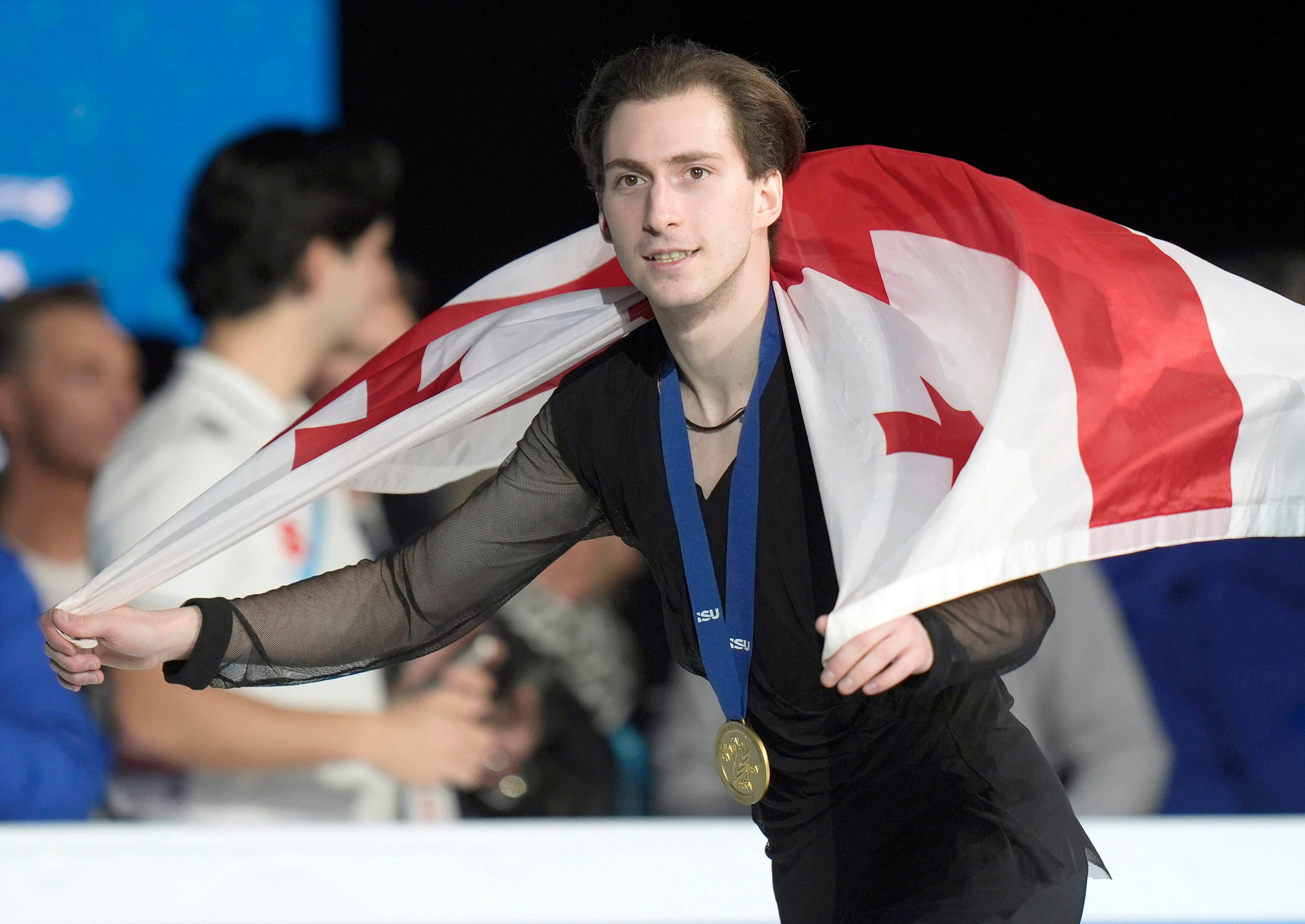 Fournier Beaudry and Cizeron win European ice dance title ahead of Olympics