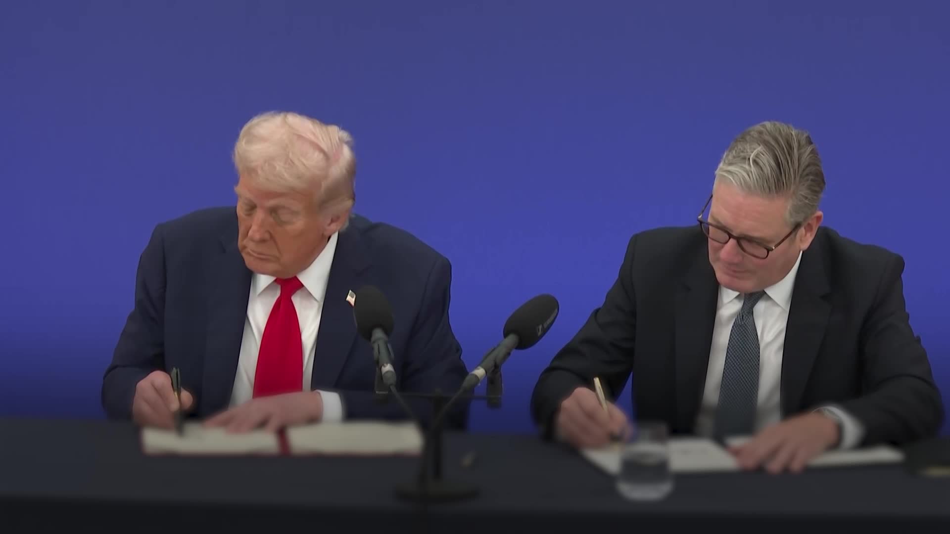 Politicians criticise Trump’s plan to hit UK with tariffs over Greenland