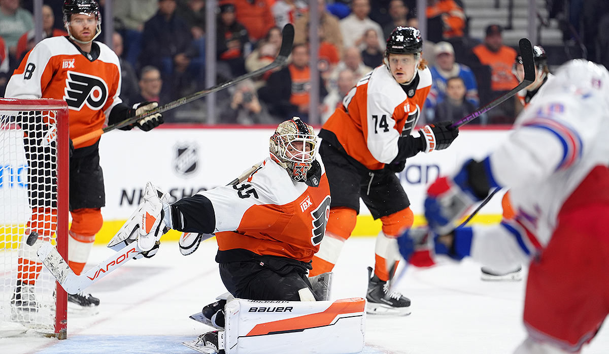 Embarrassing loss pushes Flyers' troubling skid to 6 games