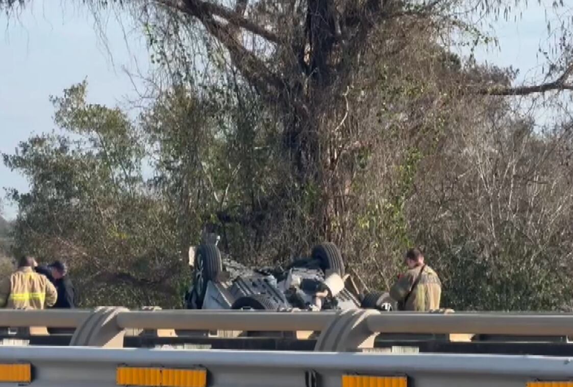 Police say four injured in five-vehicle crash on I-210 Saturday