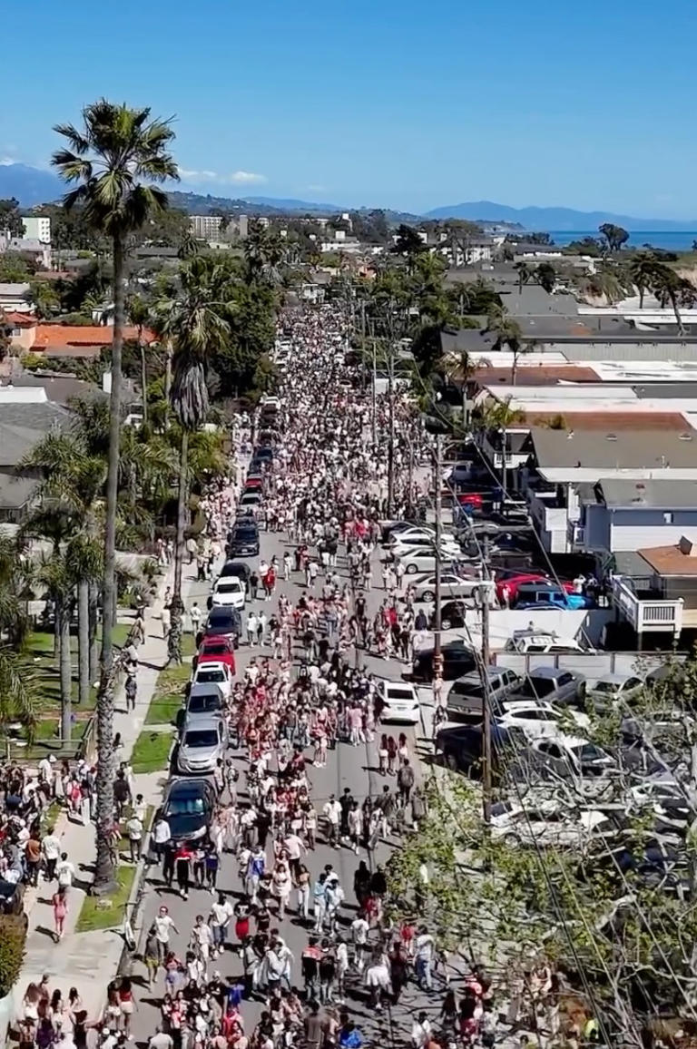 Wild Party ‘deltopia Banned Because Cops Cant Cope With The Chaos