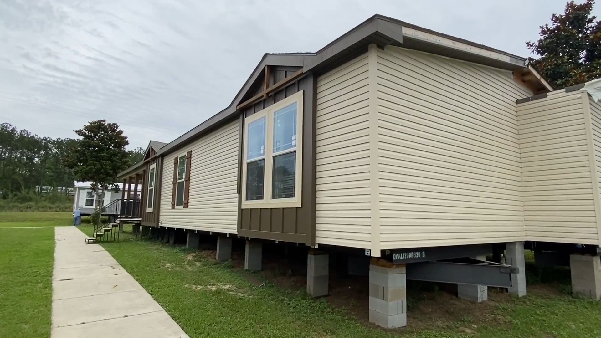 Adriel by Deer Valley | 3 bed, 2.5 bath mobile house tour