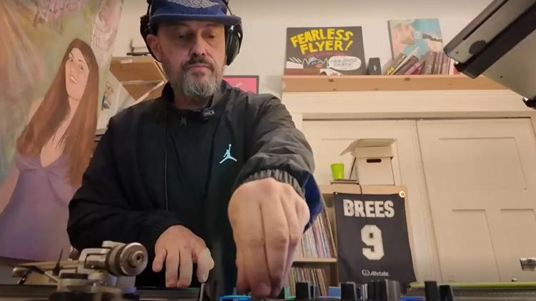 Mayor Moreno apologizes to DJs after Gallier Hall Mardi Gras comments ...