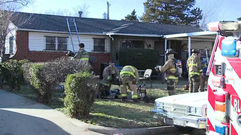 Firefighters knock out house fire in southwest Oklahoma City