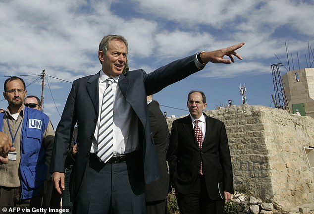 Gordon Brown 'regrets' not opposing Iraq war as former PM claims he was ...