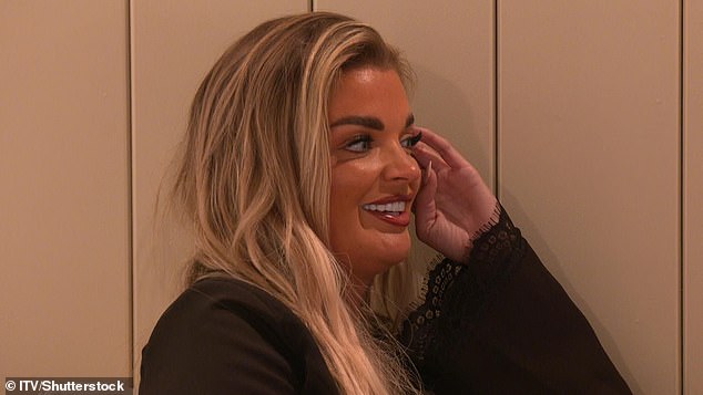 Love Island fans 'expose' Sean's game plan as he kisses Helena