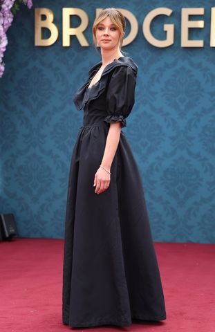 'Bridgerton's Claudia Jessie reveals how different her real-life style ...