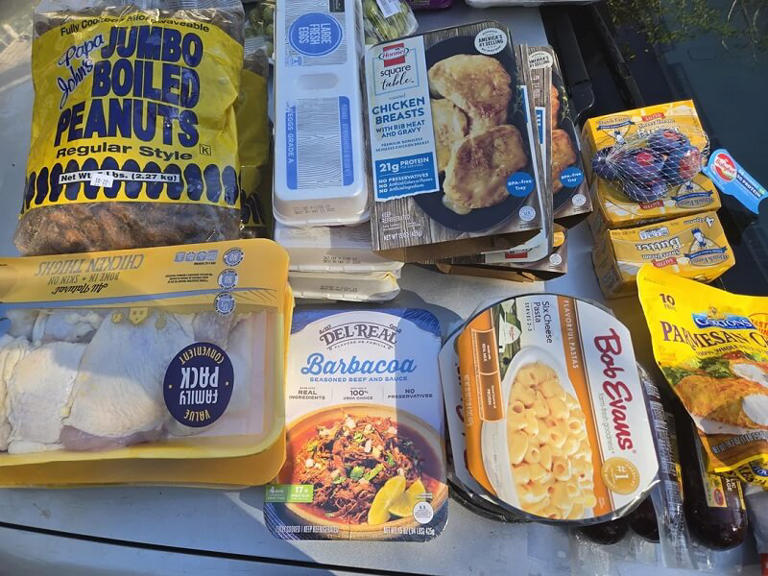 Dumpster diver shares photo of stunning discovery inside grocery store ...