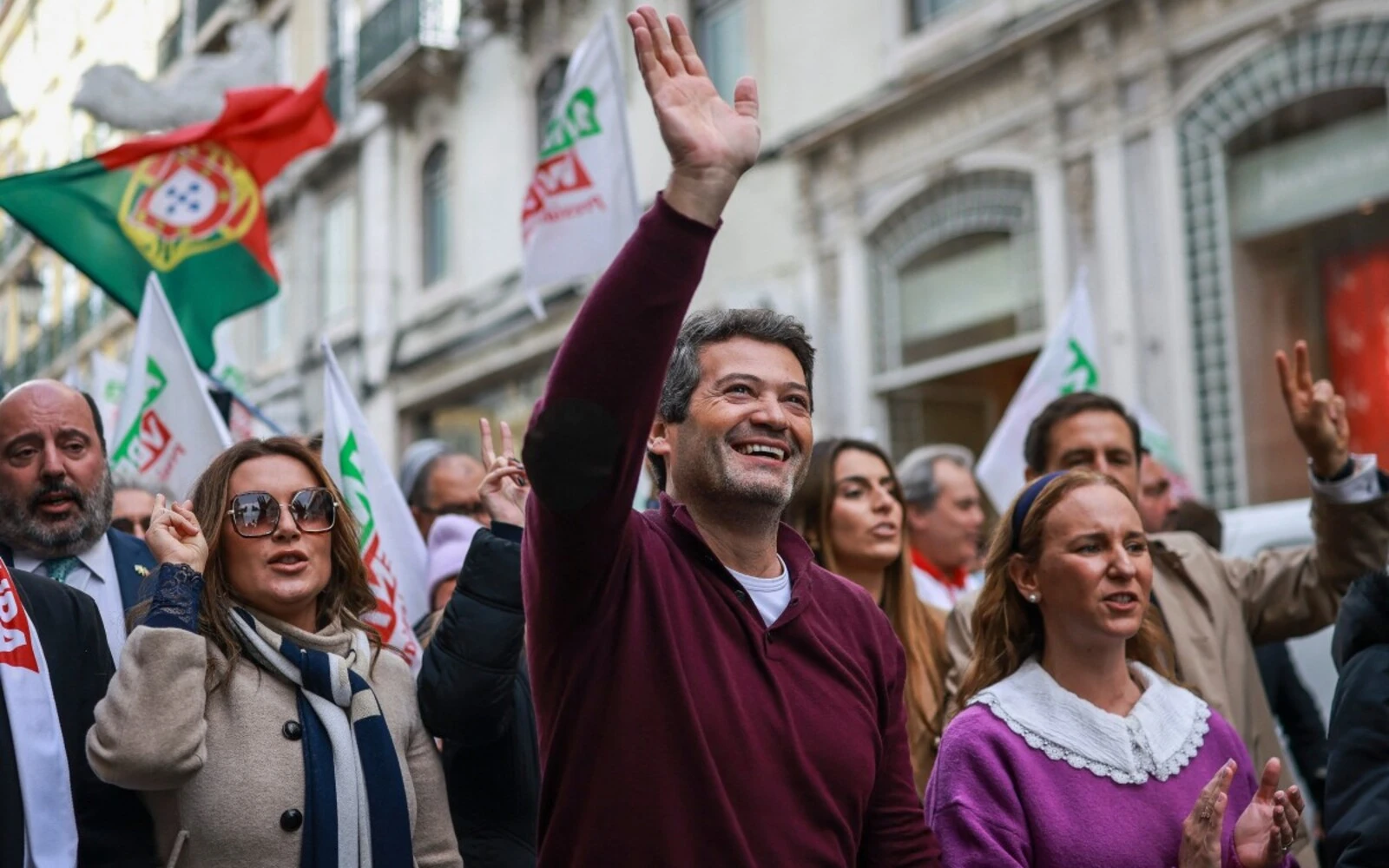 Portugal’s presidential vote is wide open amid far-right surge