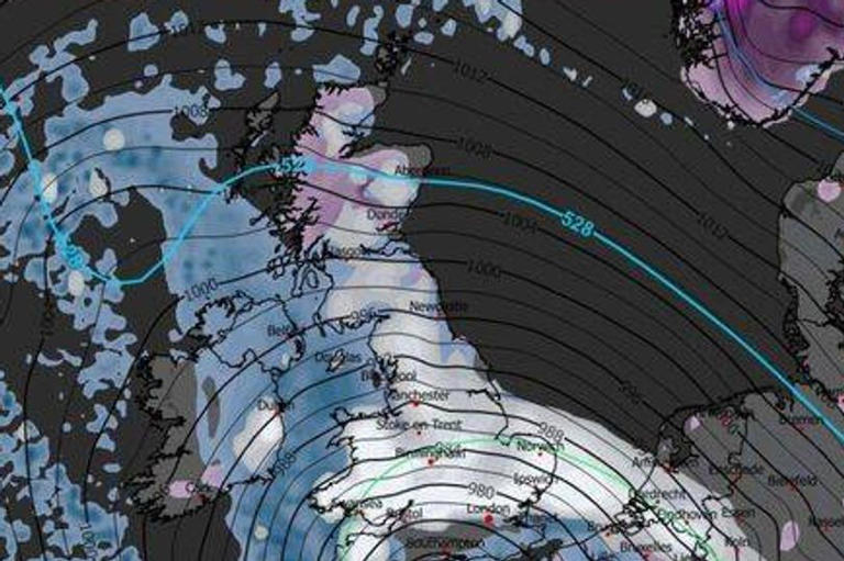 UK weather map shows 656-mile wall of snow to hit Britain before end of ...