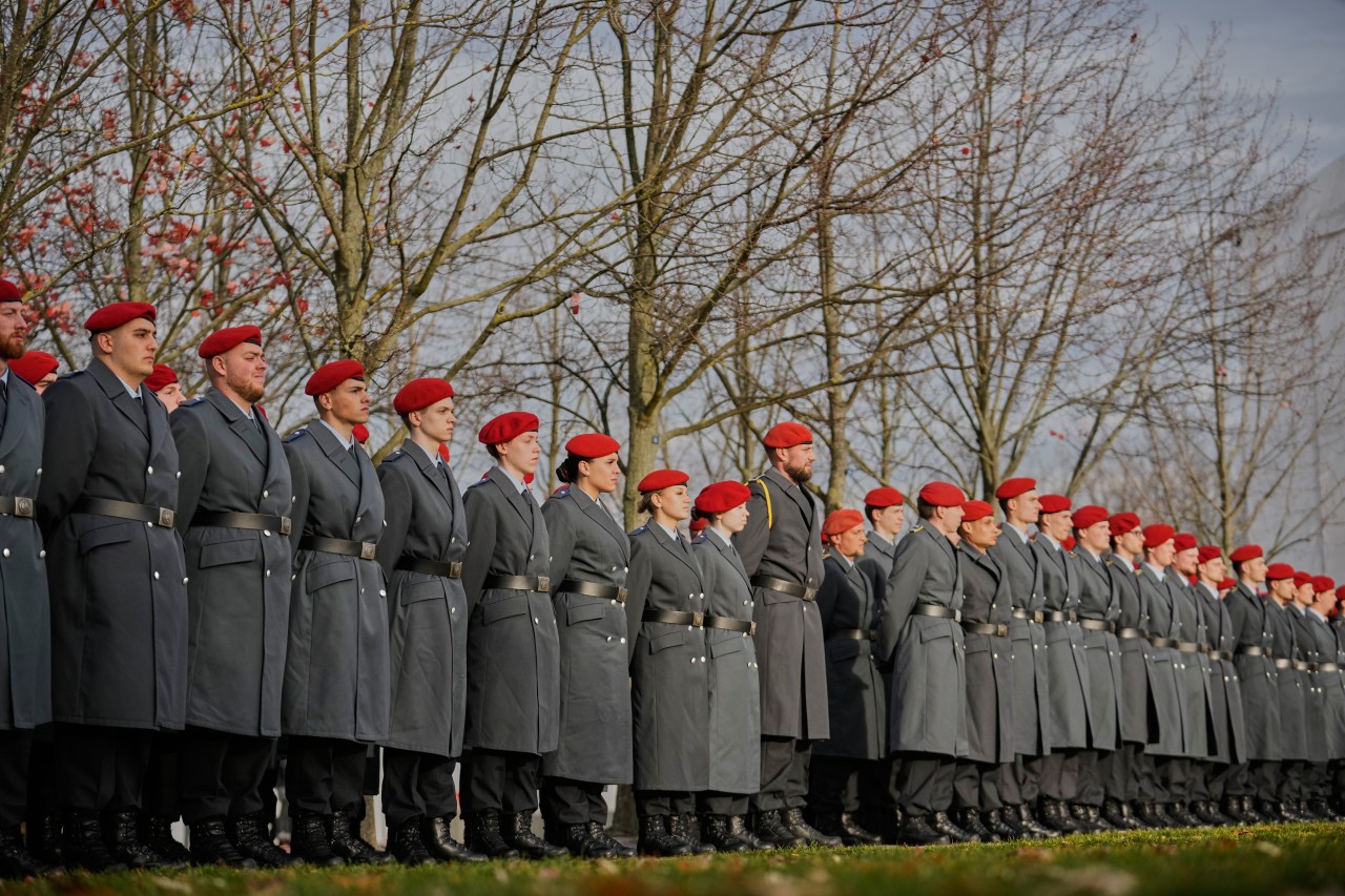 Germany’s military recruitment drive has a Gen Z problem