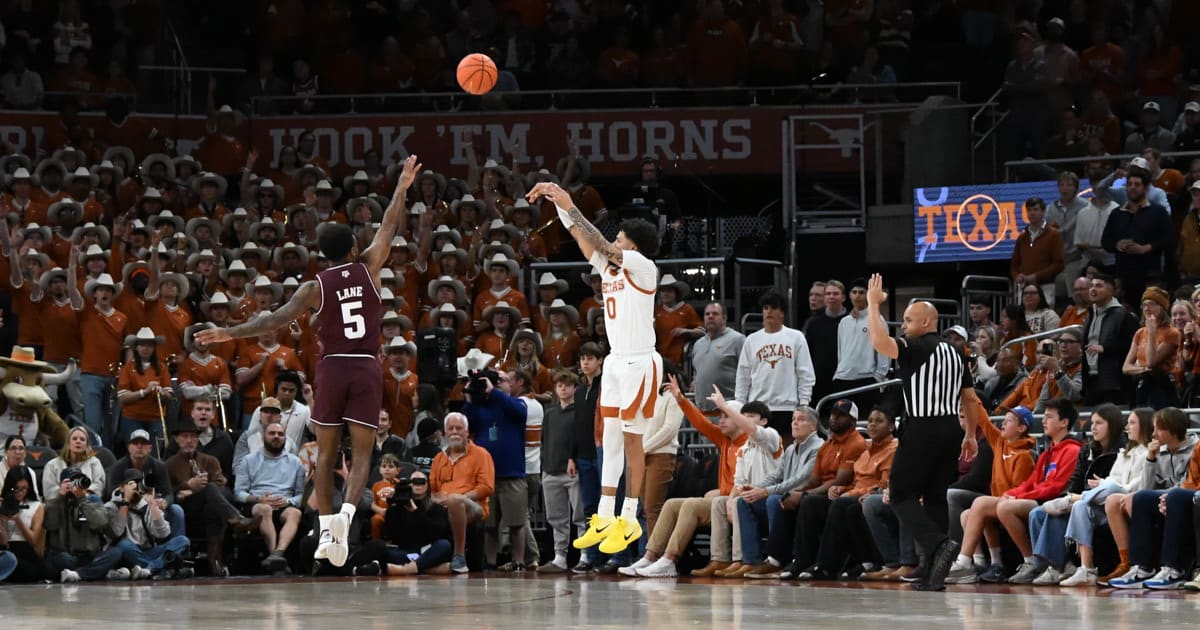 Texas A&M out-executes Texas, wins Lone Star Showdown in Austin, 74-70 ...