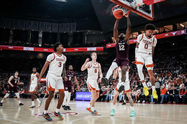 Texas Longhorns, Texas A&M Aggies men's basketball hold spots in early ...