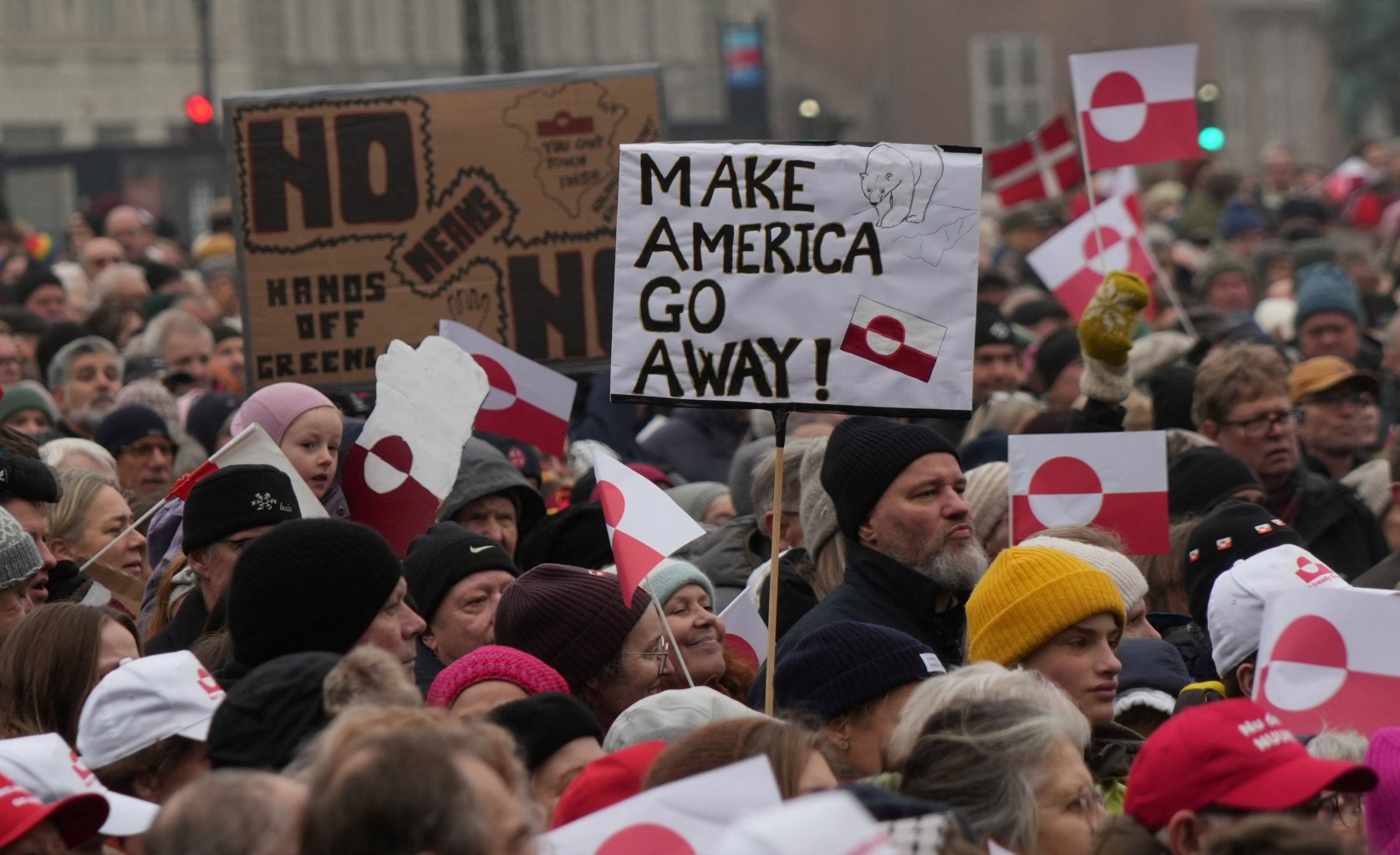 'ชาวเดนมาร์ก-กรีนแลนด์' ลงถนนประท้วงทรัมป์ 'Make America go away'