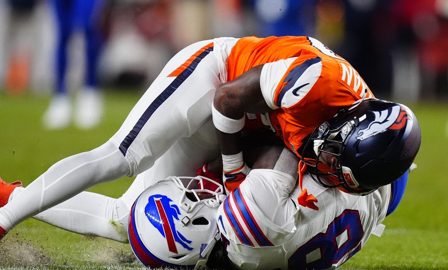 Controversial interception helped Broncos beat Bills