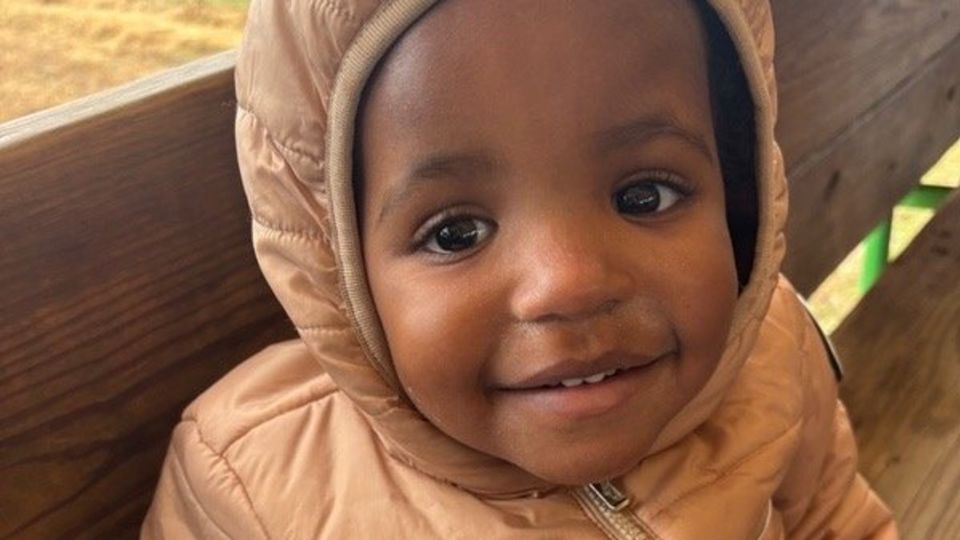 Minneapolis family, six children tear gassed after they were caught in ...