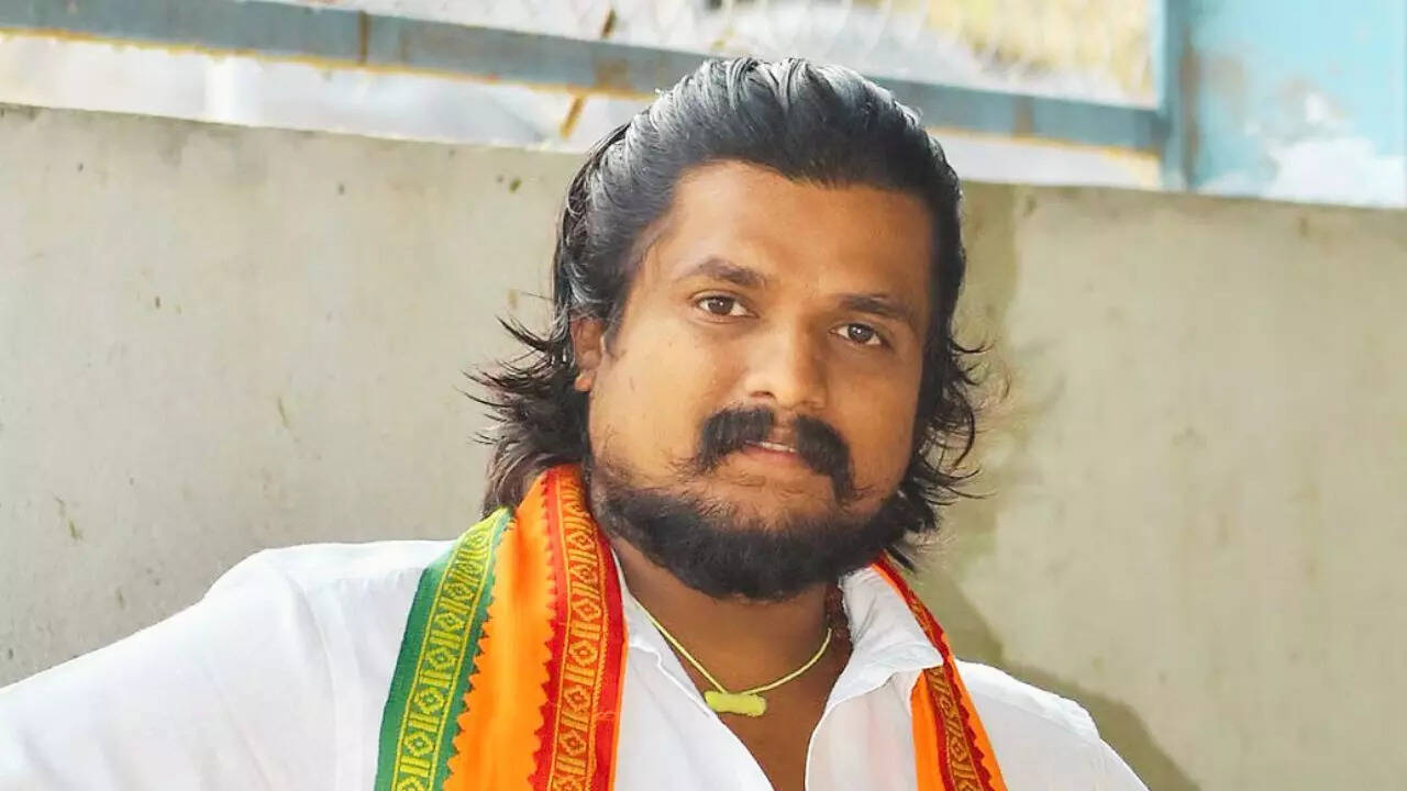 'Activist' Puneet Kerehalli arrested for barging into houses of ...
