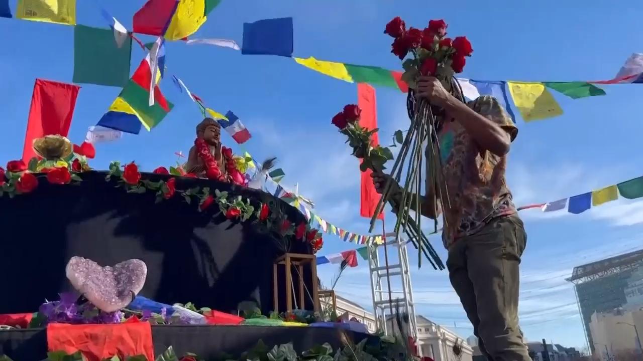 Thousands of fans celebrate life of legendary Grateful Dead guitarist ...