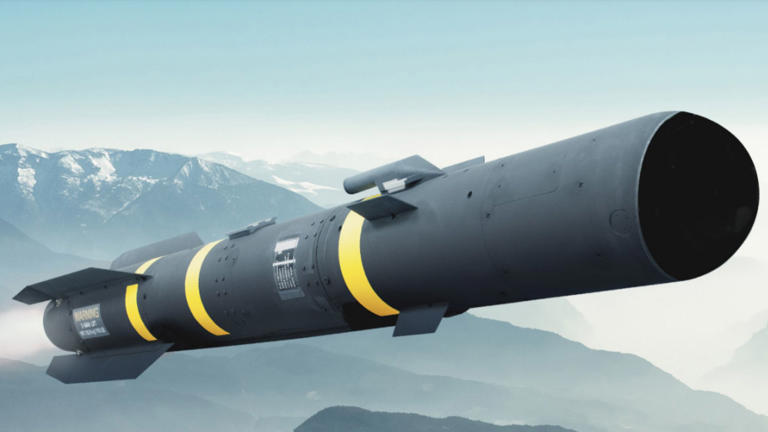 US firm conducts 90° vertical launch of joint-air-to-ground missile ...