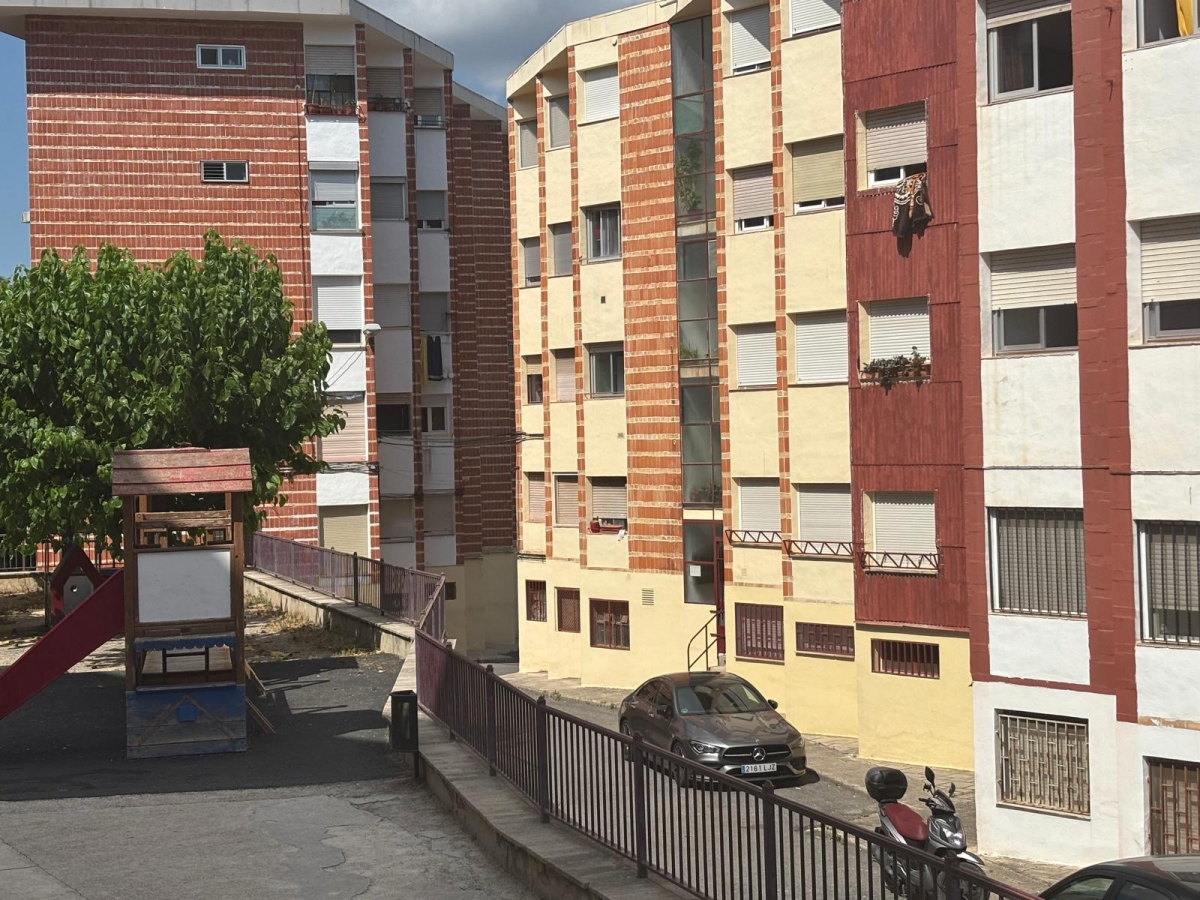 En marcha siete licitaciones para rehabilitar los 166 pisos de Font ...