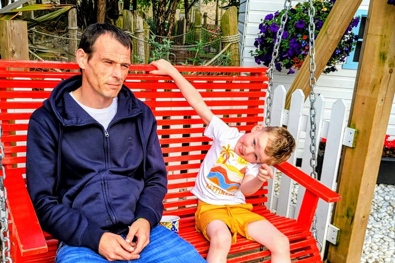 Doctors knew 'healthy' dad-of-three had a brain aneurysm but he died ...