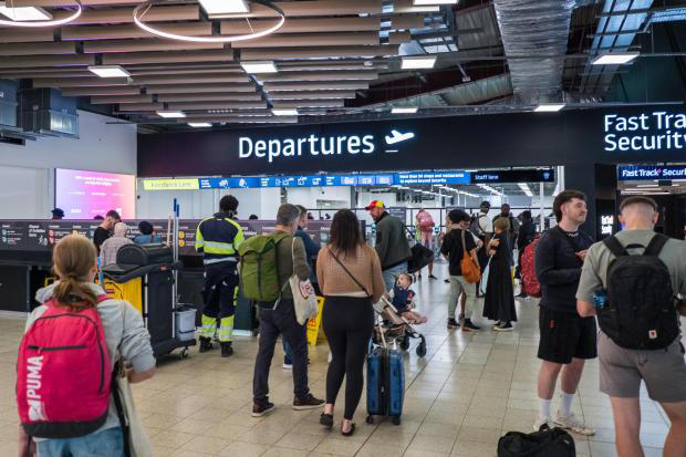 UK travel company closes with all trips cancelled and no refunds - are ...