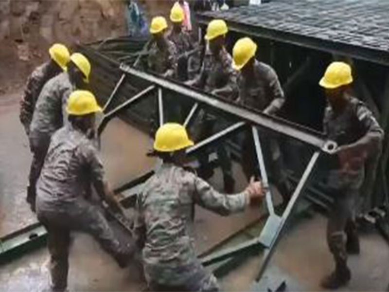 Army launches 3rd Bailey bridge in SL following Ditwah cyclone