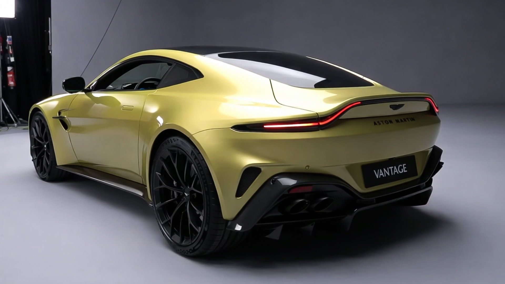 Aston Martin Vantage combines control and luxury