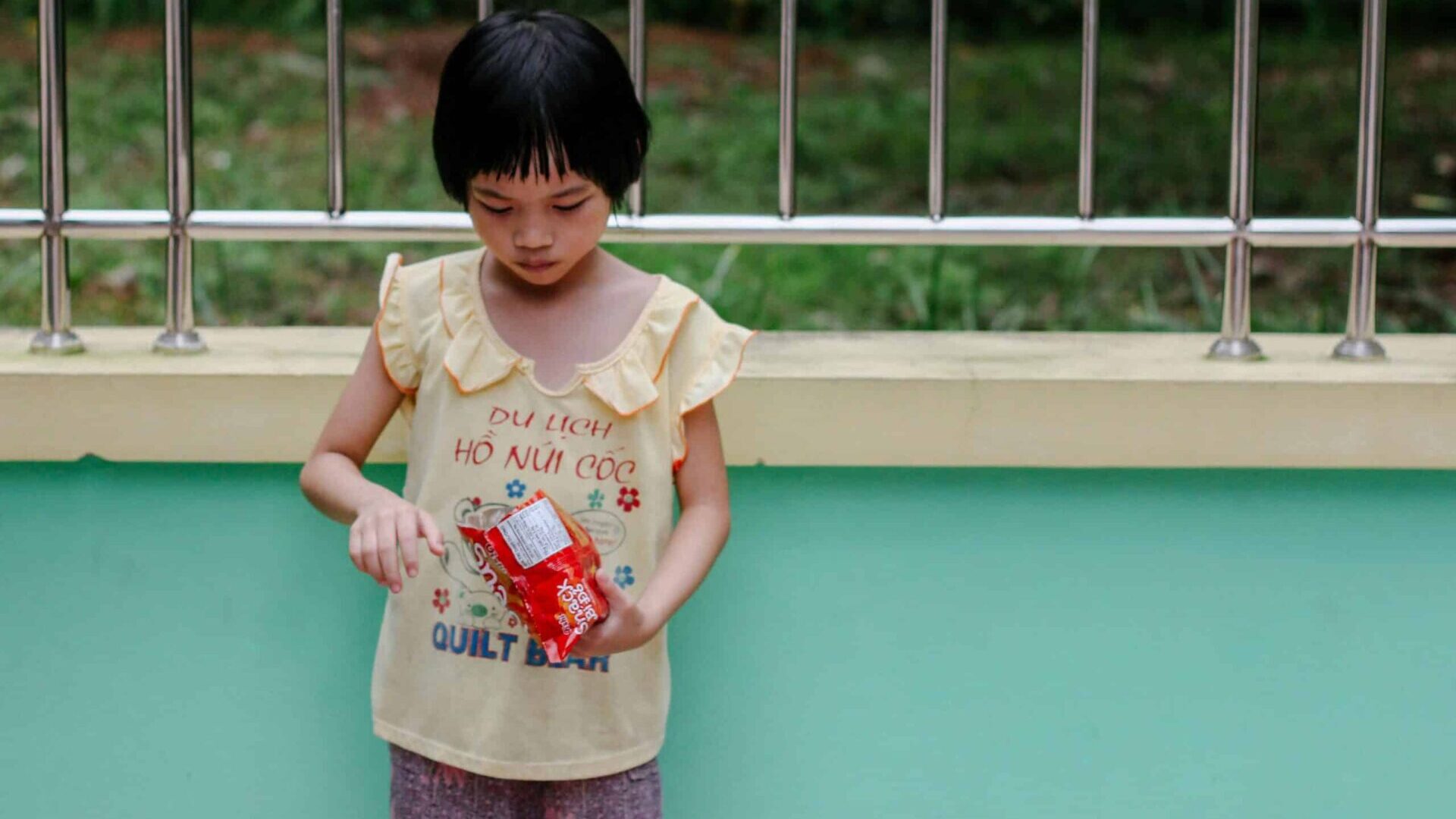 Junk food ad ban could prevent 20,000 childhood obesity cases, experts say