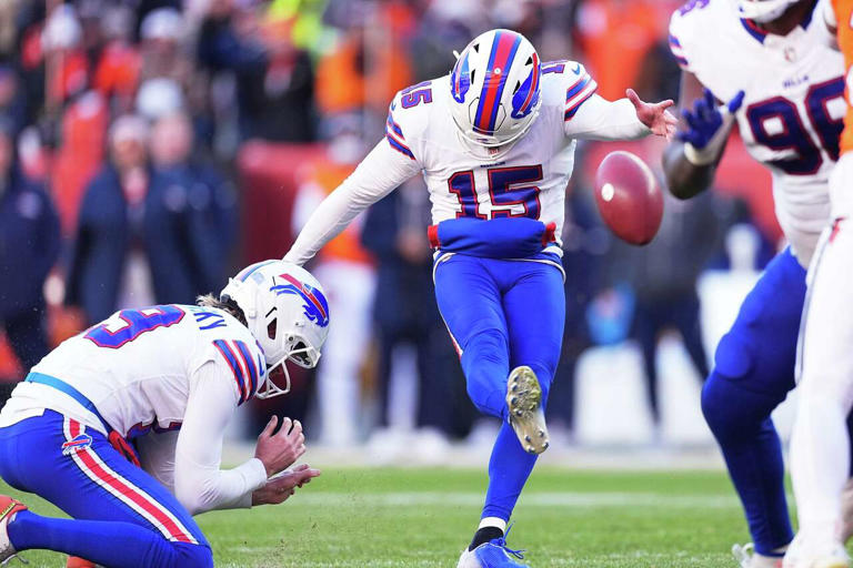 Live: Buffalo Bills need a second-half comeback in AFC Divisional Round ...