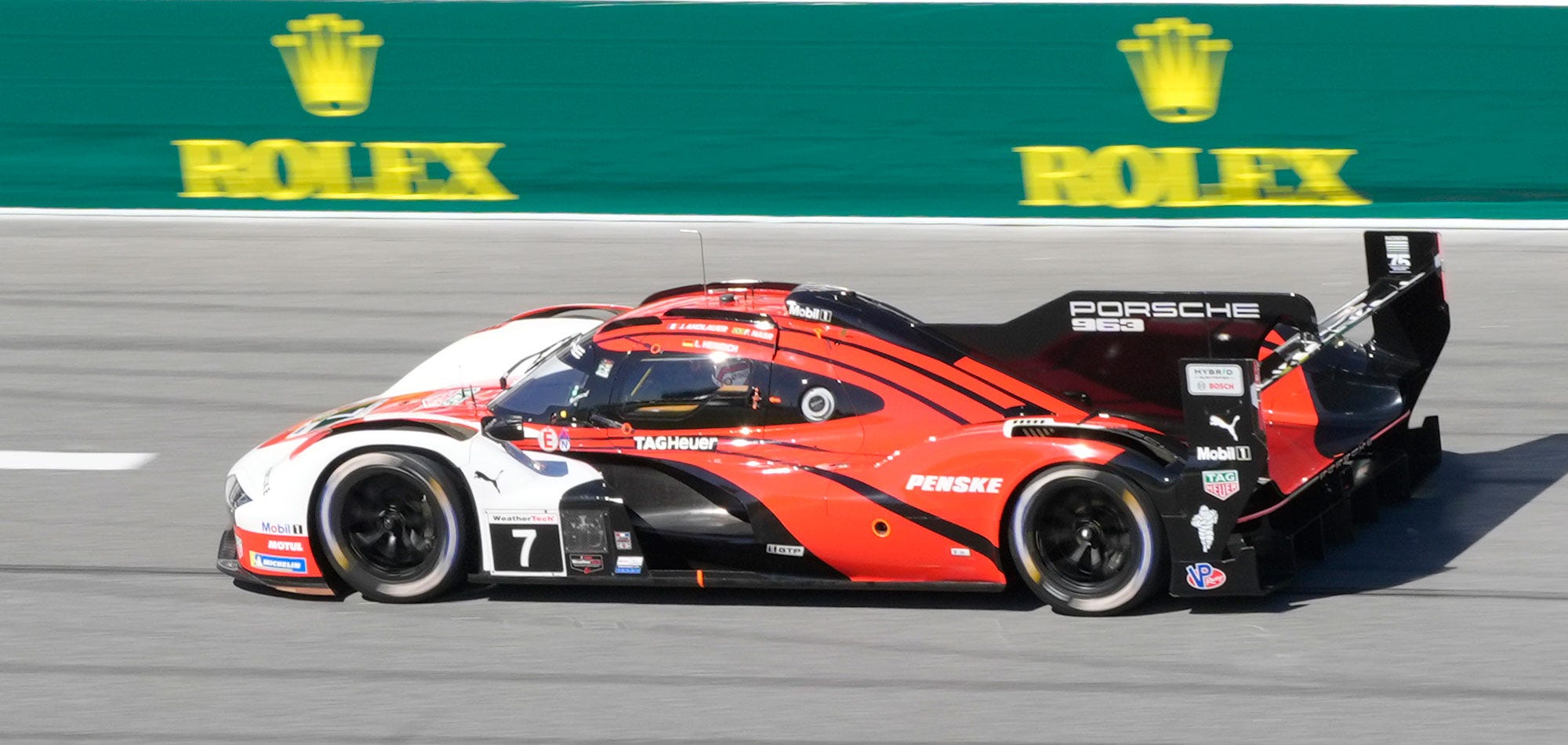 What time does Rolex 24 start? How long is Daytona endurance race?
