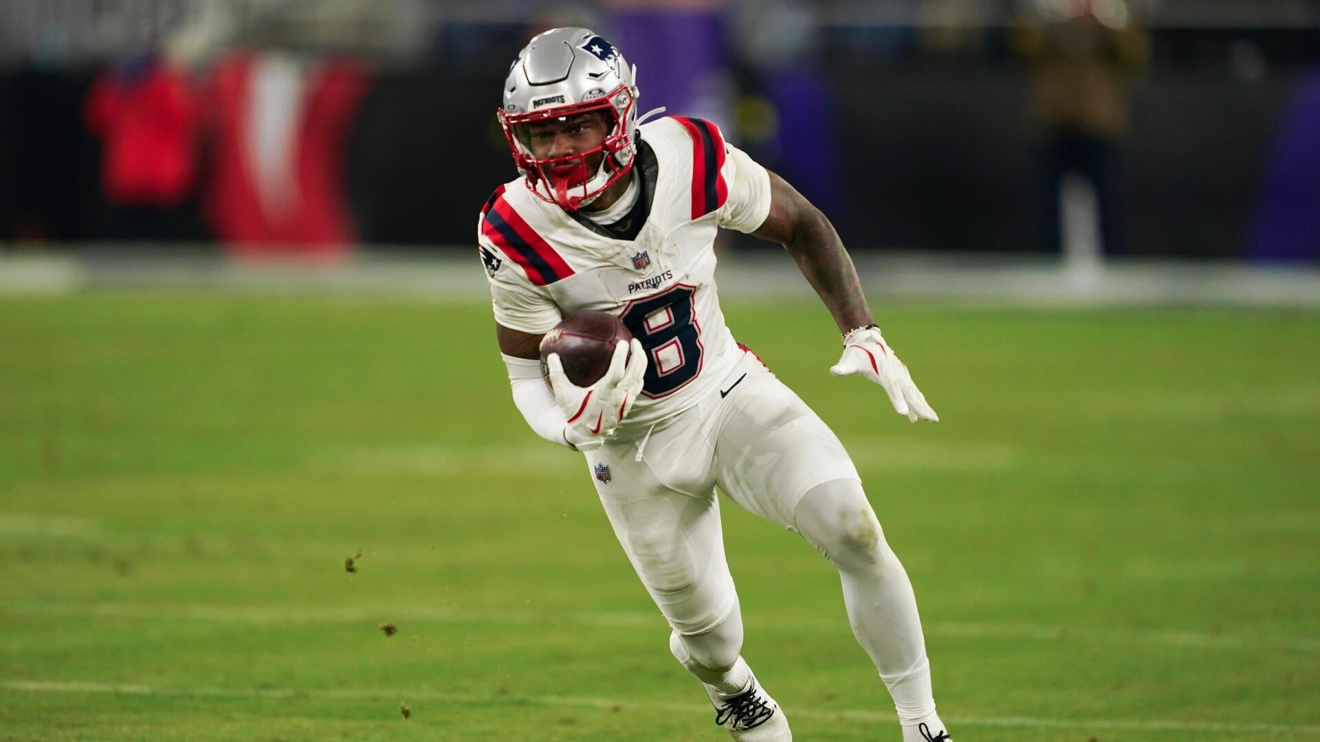 NFL DFS: Top daily fantasy lineup picks for 2026 NFL divisional round ...