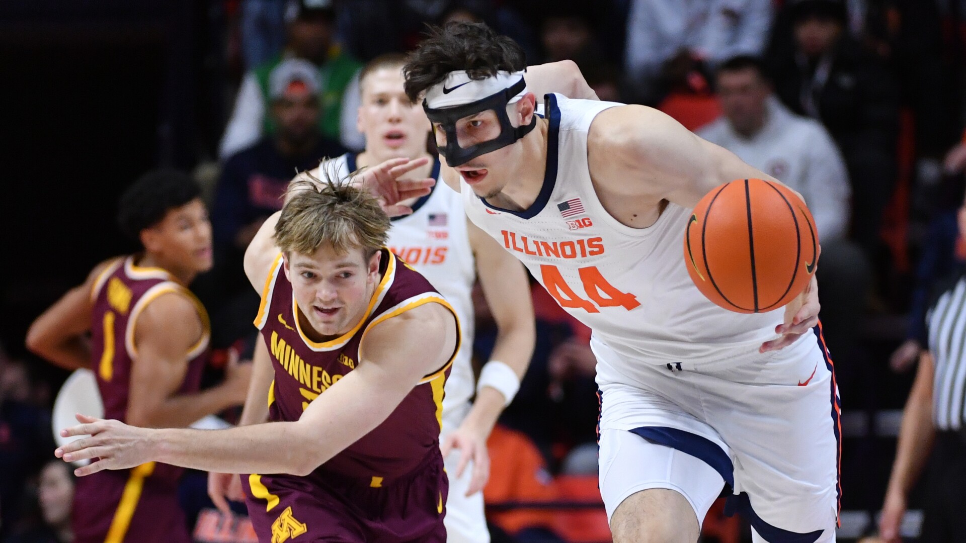 Zvonimir Ivisic scores 18 points, Keaton Wagler adds 17 as No. 13 ...