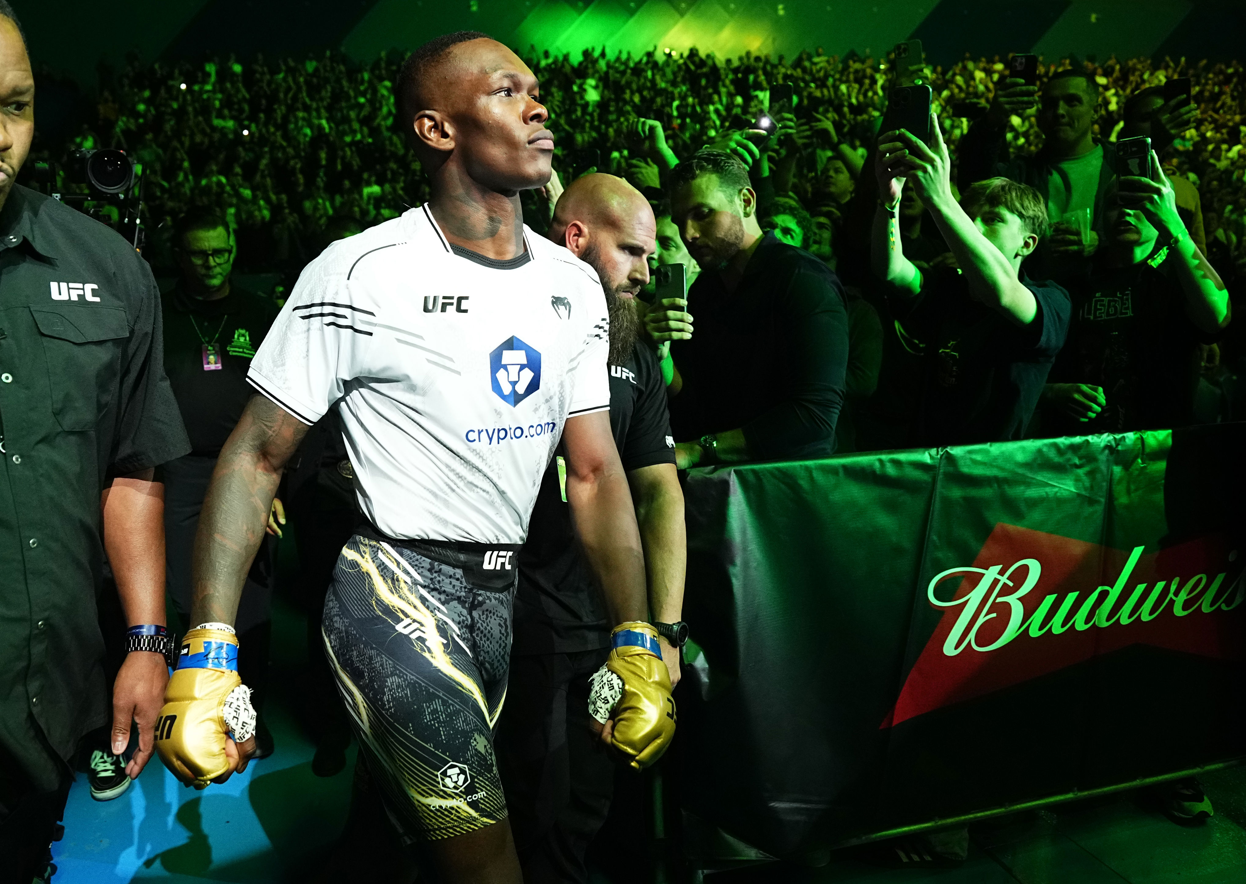 Israel Adesanya isn’t favored in return at UFC Seattle