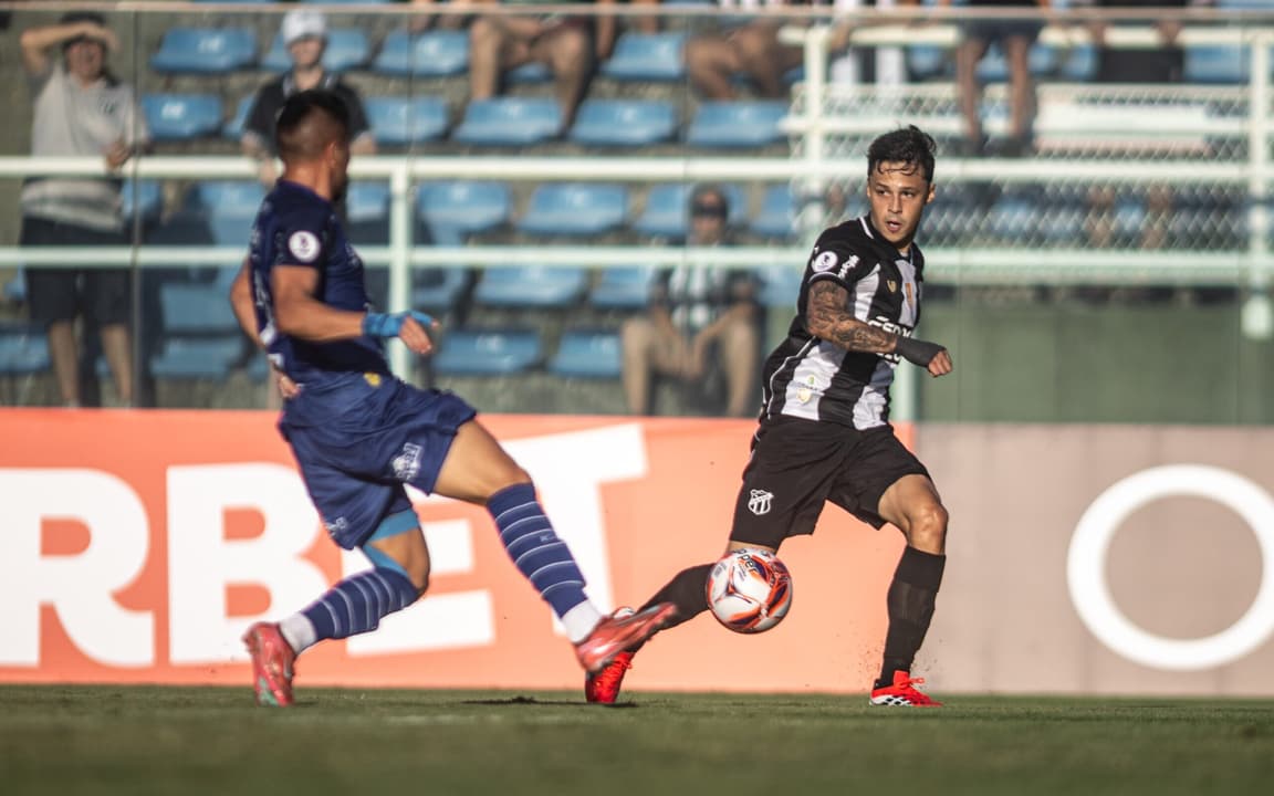 Ceará perde chances e empata com o Iguatu pelo Estadual