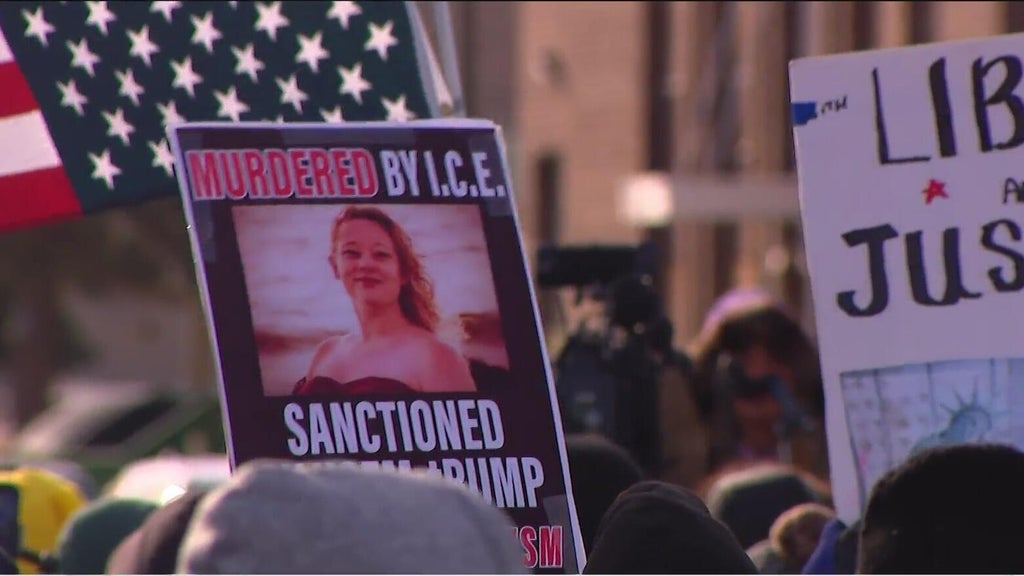 "No Kings" protest held near Broadview ICE facility on Saturday