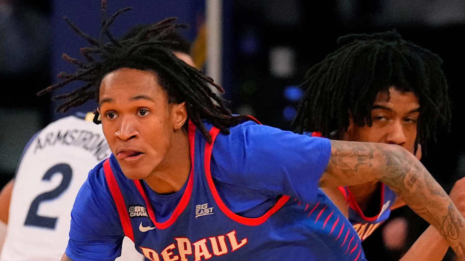 Former Oregon basketball player charged in illegal betting scheme