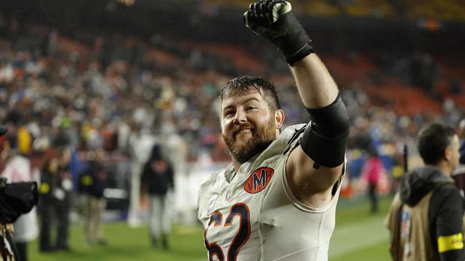 Critical Joe Thuney decision is taking shape for Bears-Rams divisional ...