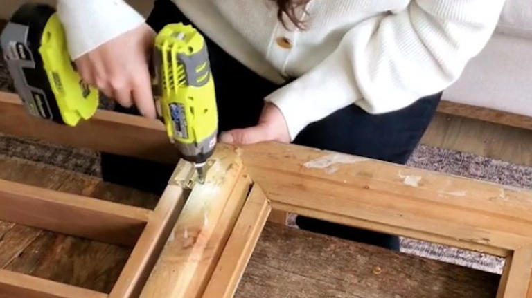 The clever thrift store flip that turns ordinary picture frames into ...