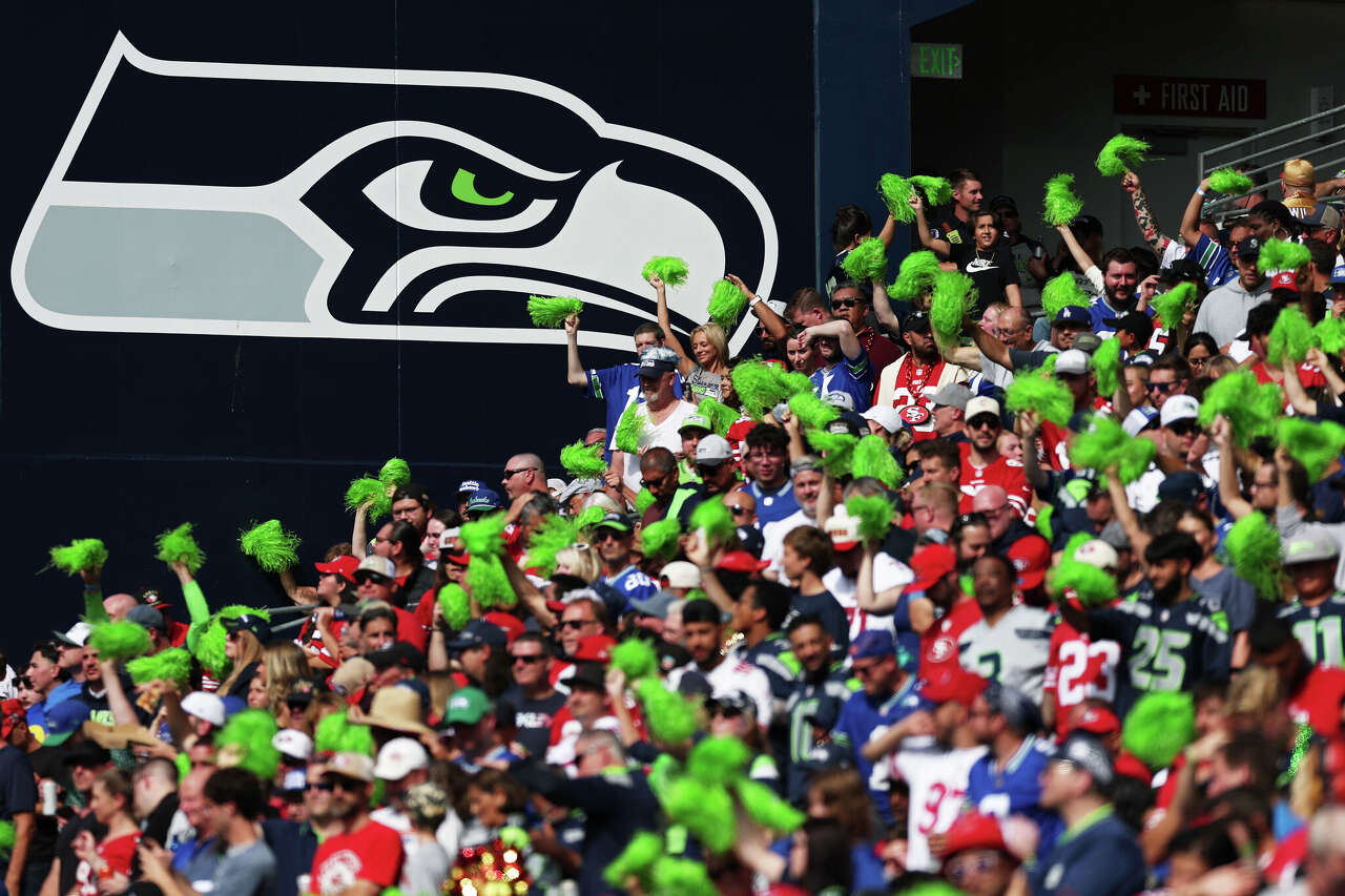 Seattle store uses flamethrower to burn injured 49ers star Fred Warner ...