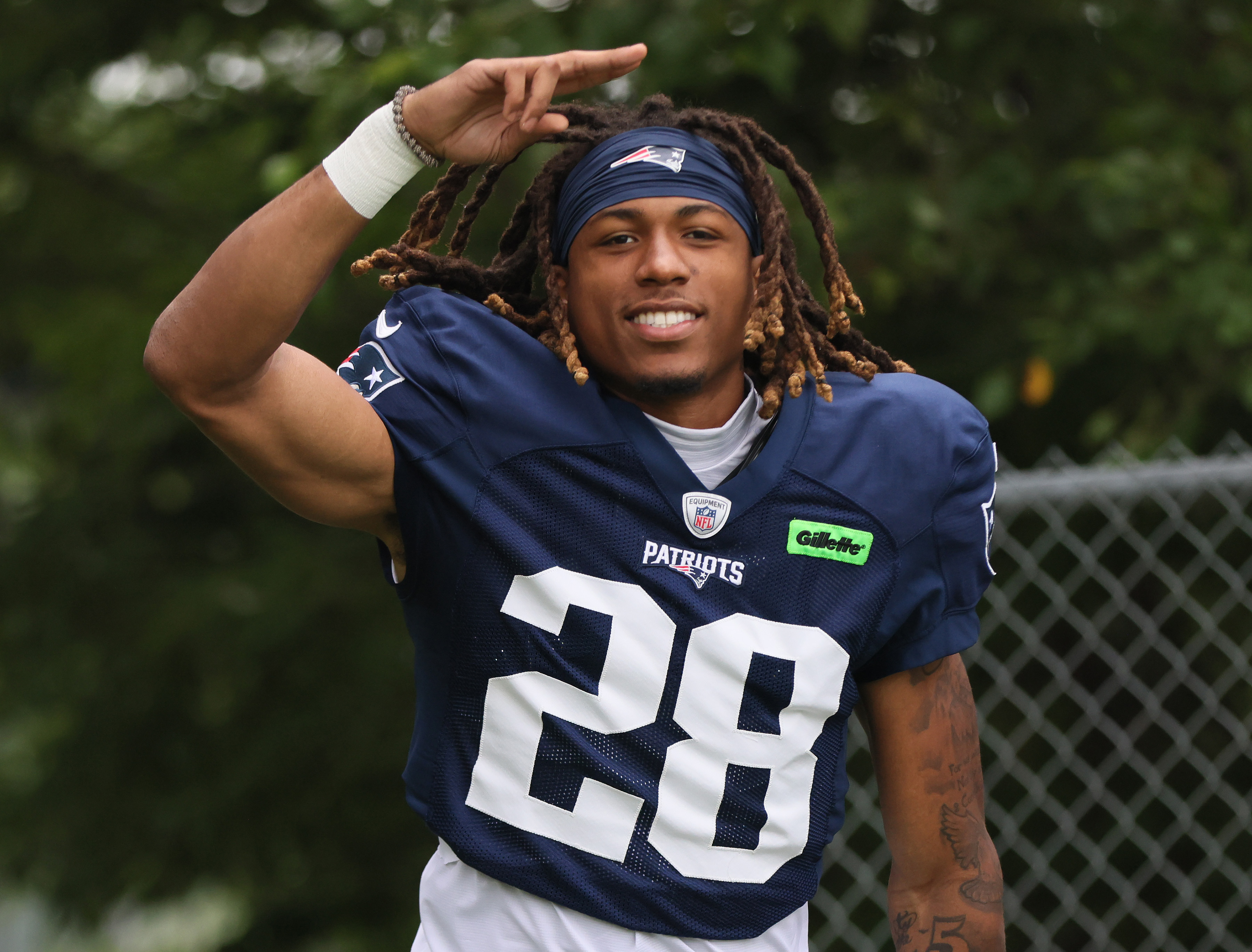 Patriots make series of roster moves ahead of divisional-round matchup ...