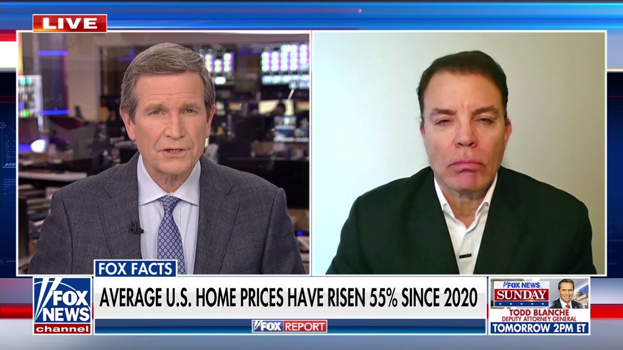 Trump to tout 'populist' economic policy at Davos forum