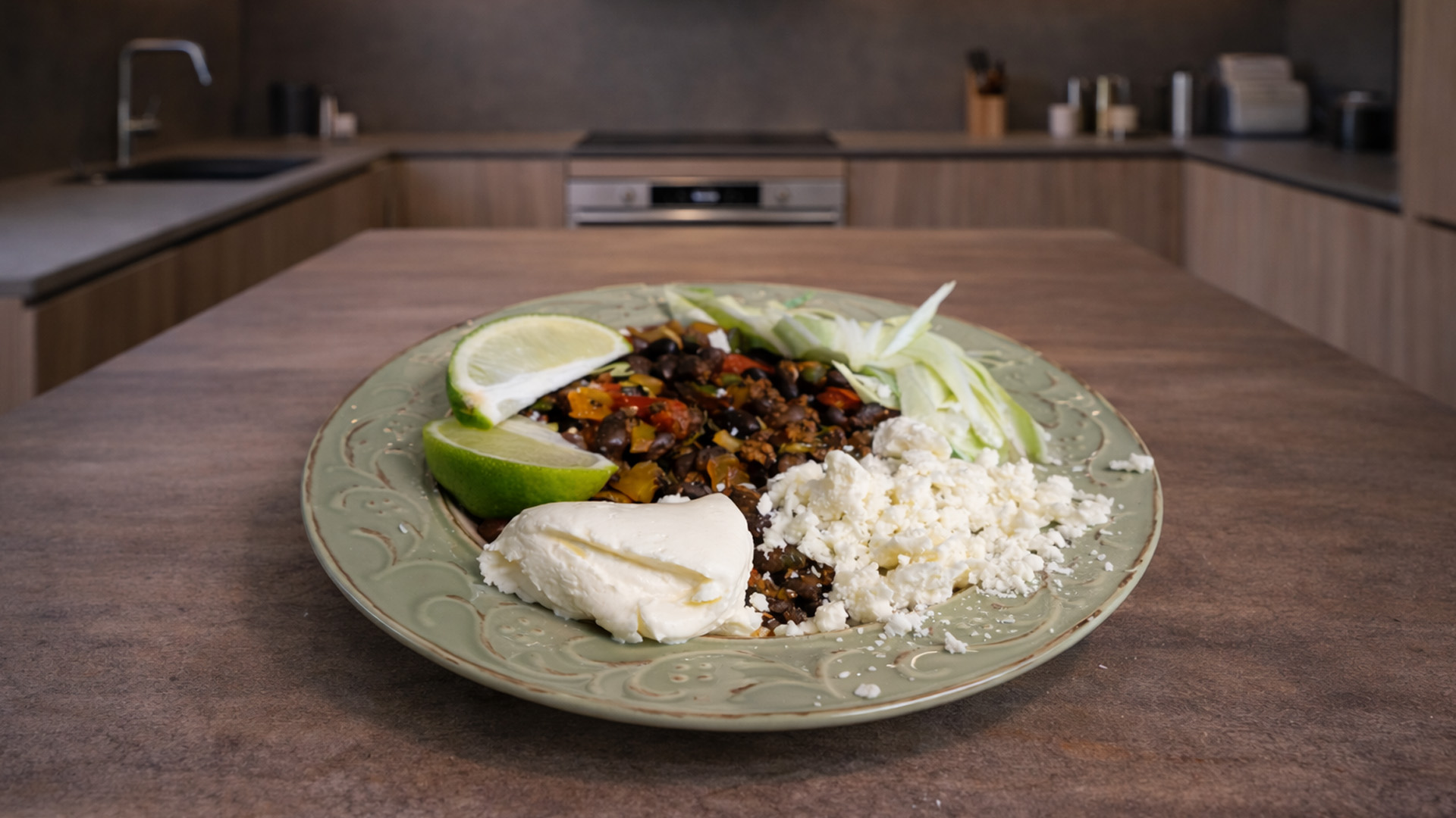 How to make Mexican chili with chorizo and black beans