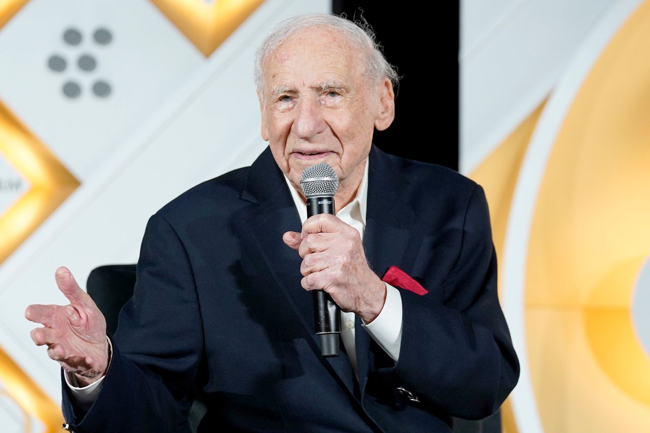 Mel Brooks says he was 'spurred on' by Richard Pryor to use N-word in ...