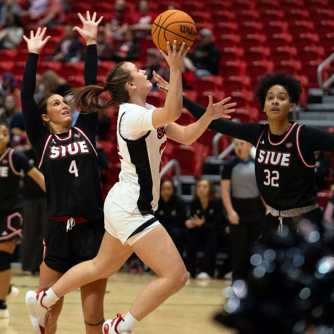 SEMO tops SIUE women 64-56 after late run