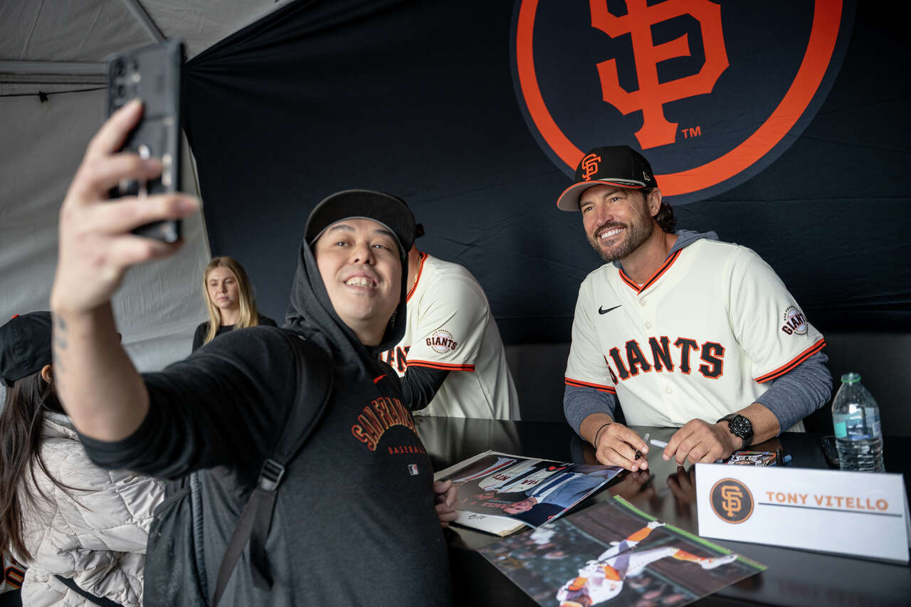 Tony Vitello's first impression of Giants fans? ‘We might raise a ...