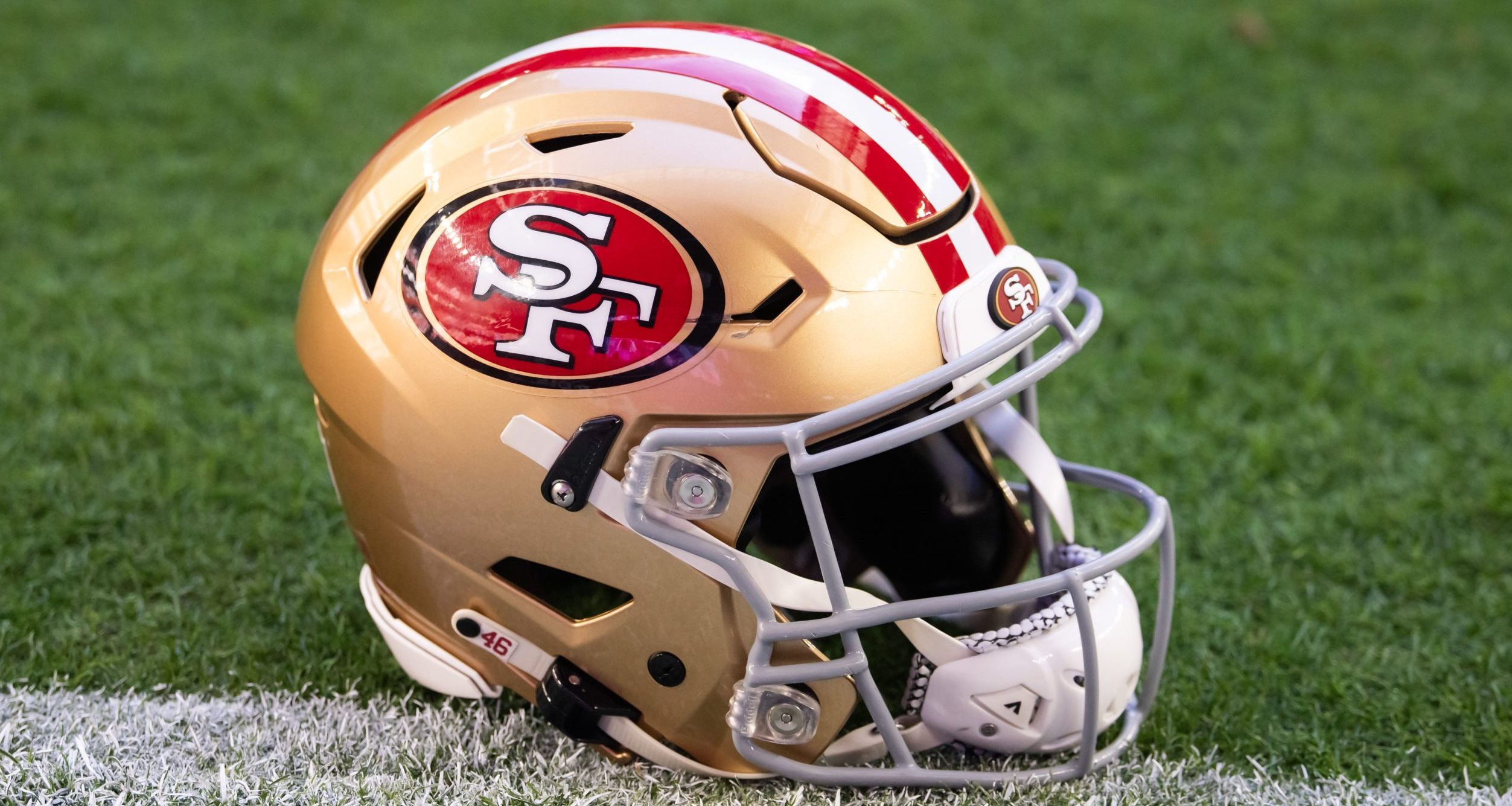 49ers tap British announcer to call playoff game
