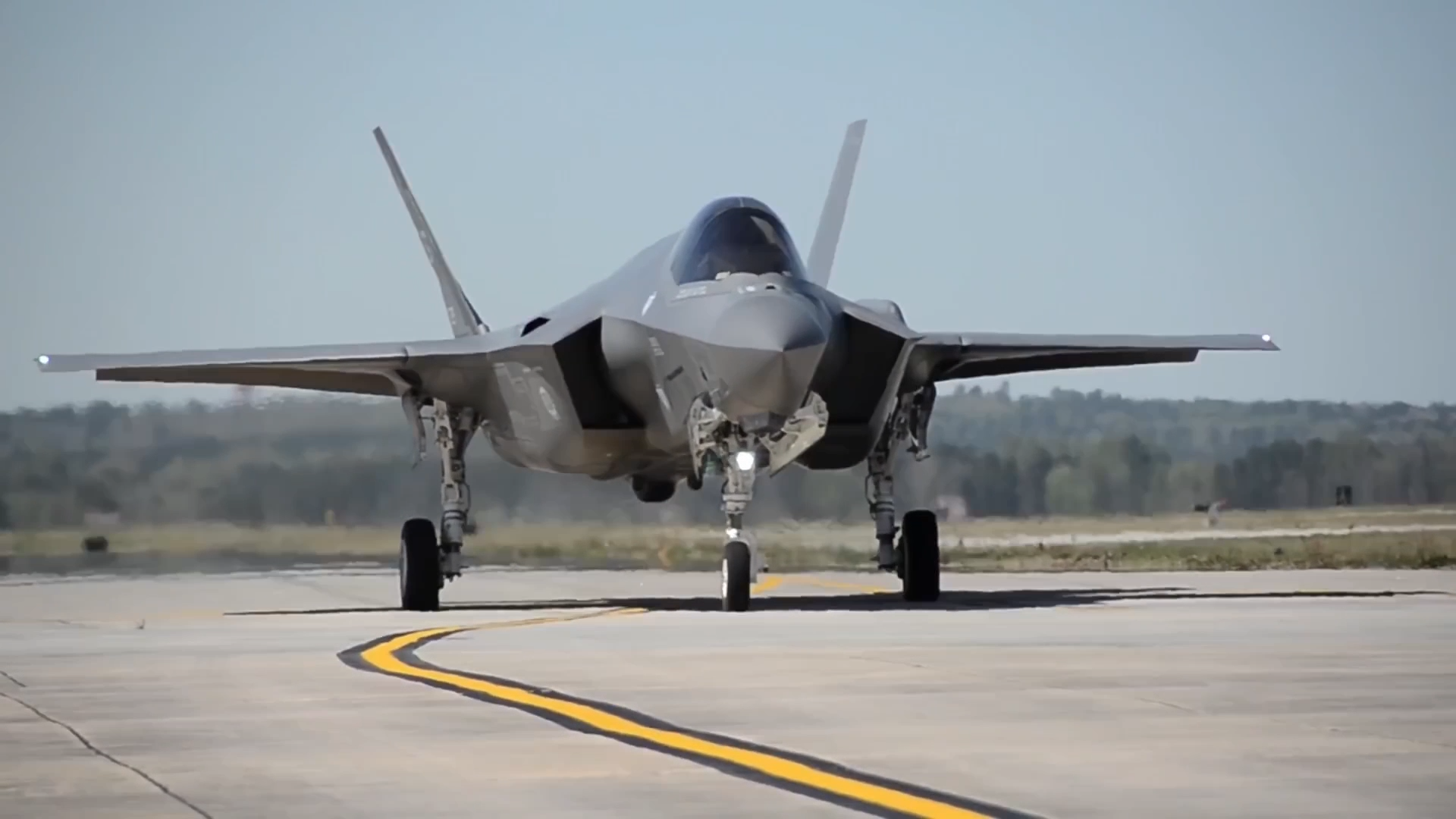 Eurofighter Typhoon vs F-35 over Germany, what NATO pilots learned when ...